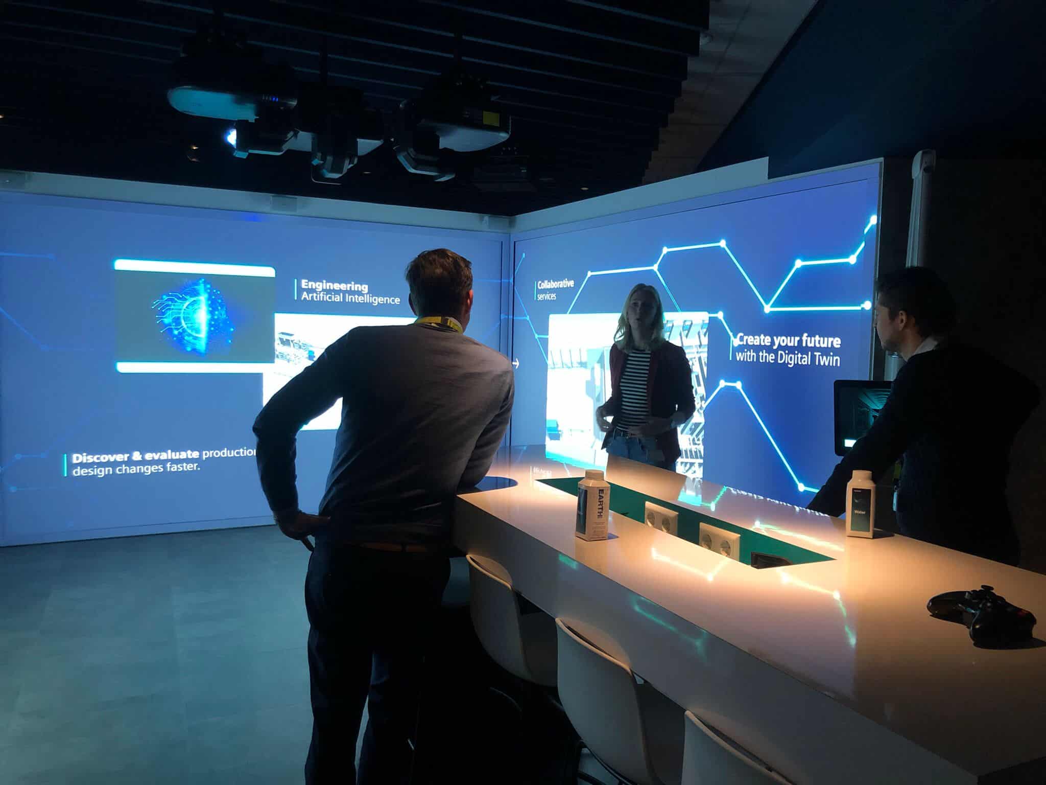 VHE bezoekt Siemens Digital Experience Center - VHE Industrial automation